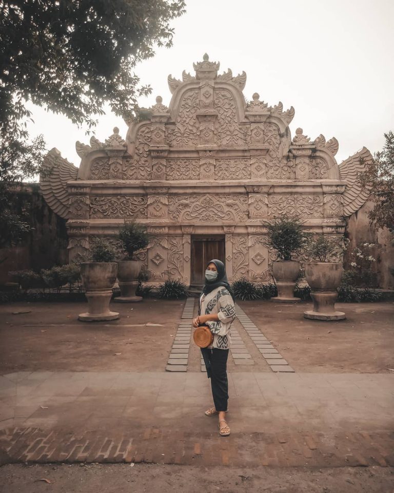 Informasi Lengkap Taman Sari Jogja | Sejarah, Lokasi & Harga Tiket